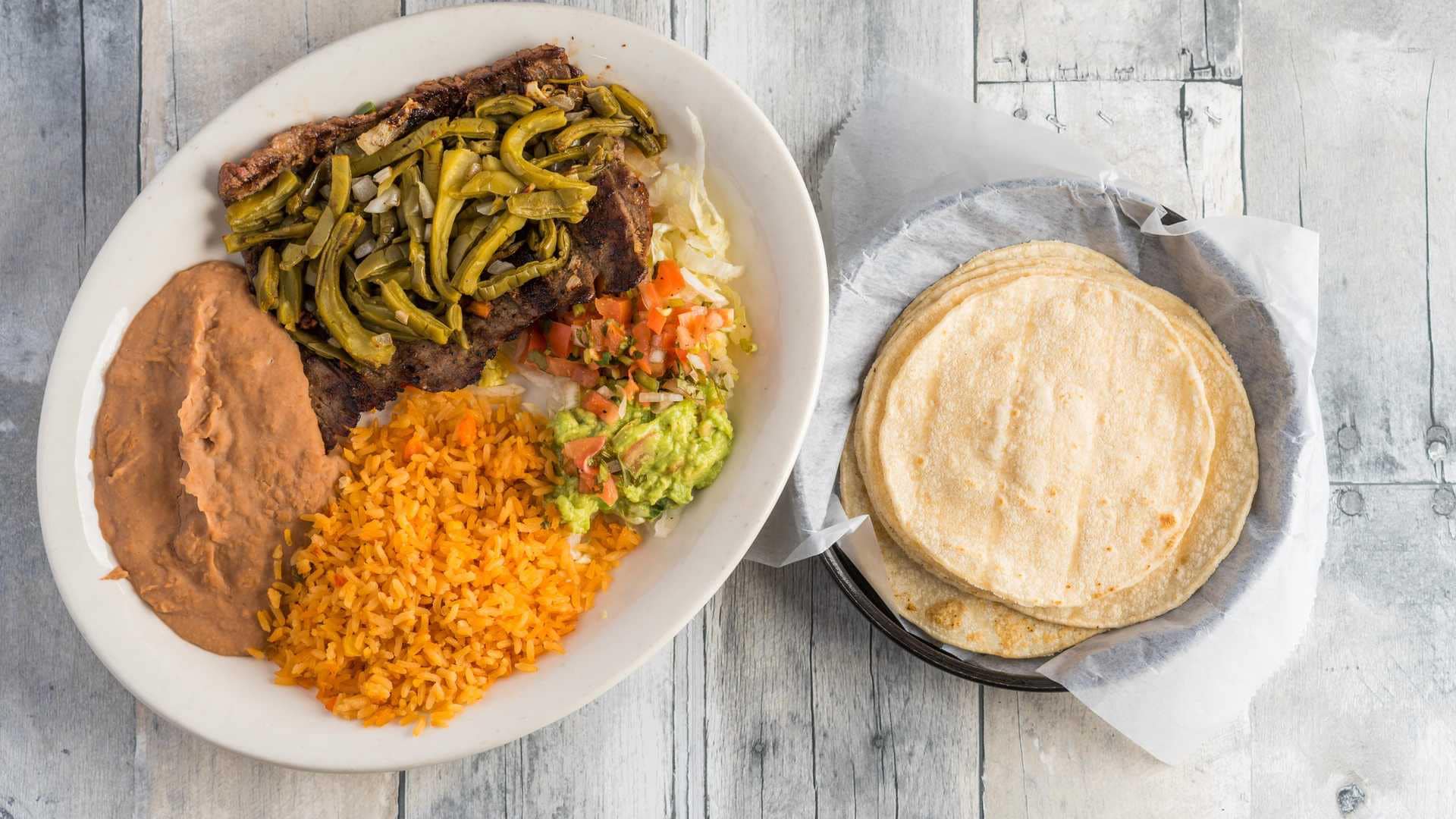 El Sombrero Tapatio Mexican Restaurant